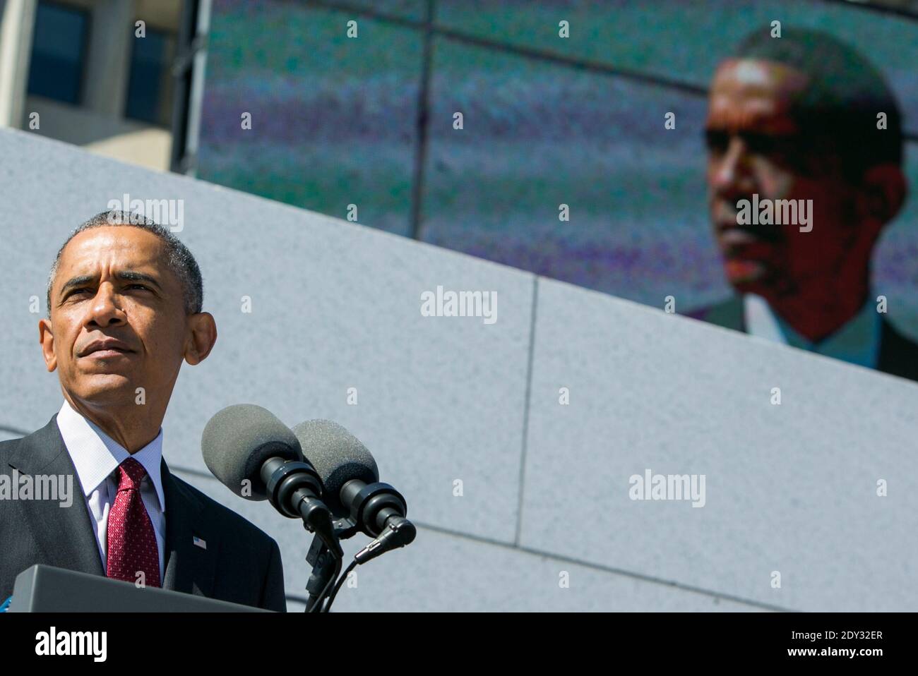 President Barack Obama delivers remarks during a dedication ceremony ...