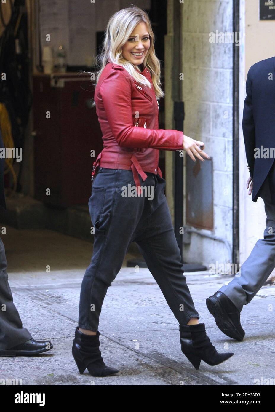 U.S actress Hilary Duff is posing and signing for fans outside the TV ...
