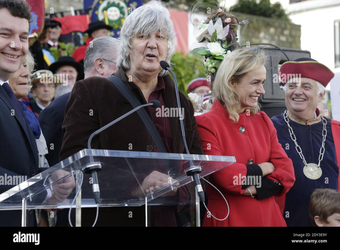 Eric Lejoindre, Sandrine Bonnaire and Jacques Higelin at the 'Ban des ...