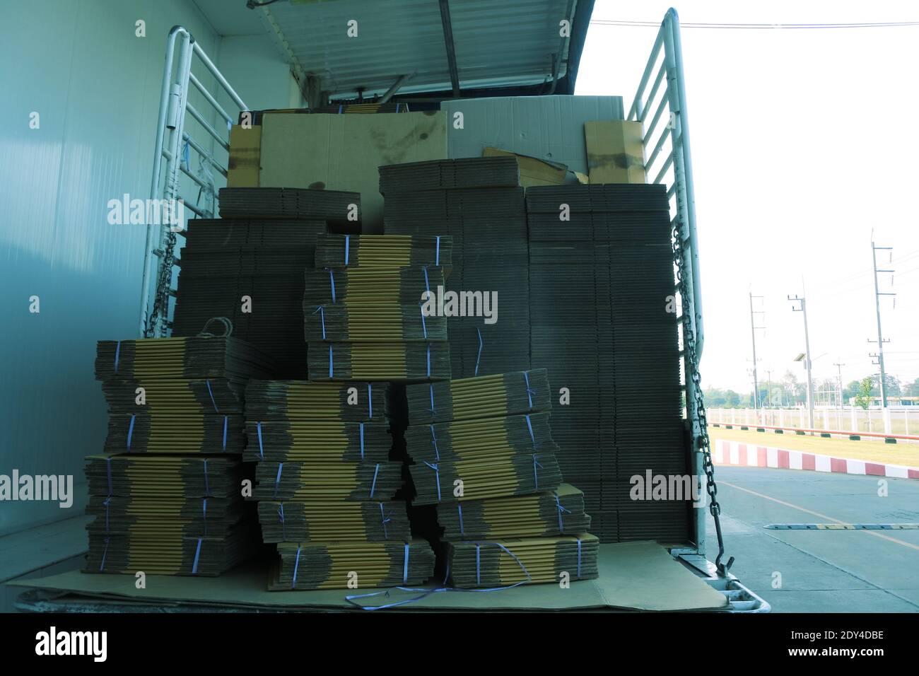 Freight papers hi-res stock photography and images - Alamy