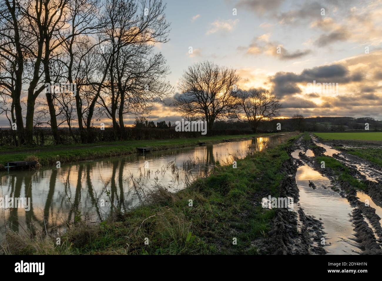 Grantham canal hi-res stock photography and images - Alamy