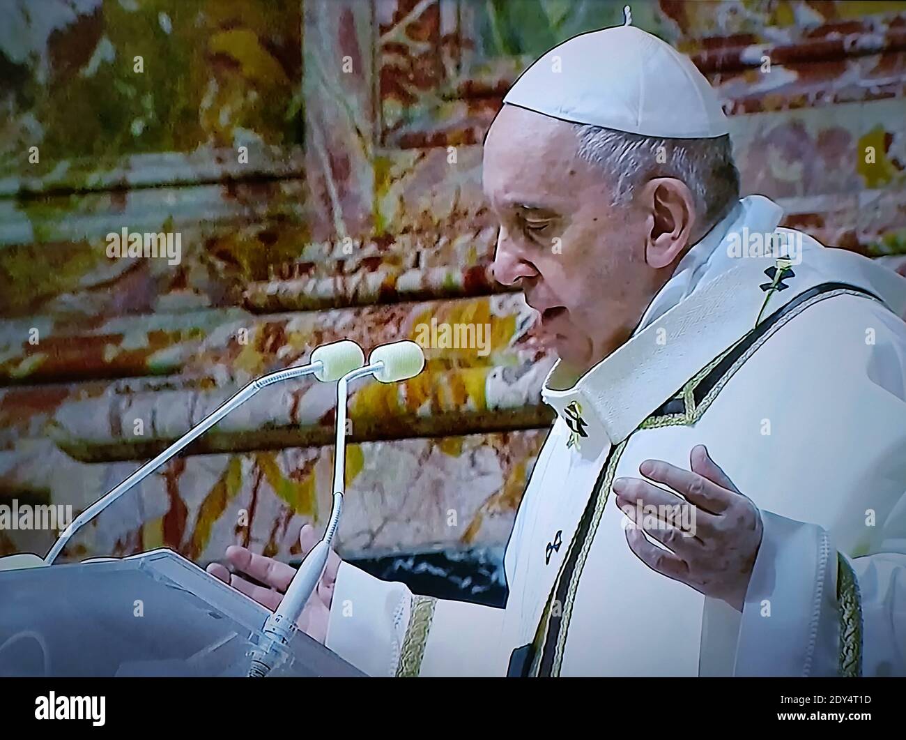 12.24.2020. Vatican, Pope Francis. Photo from a computer monitor Stock ...