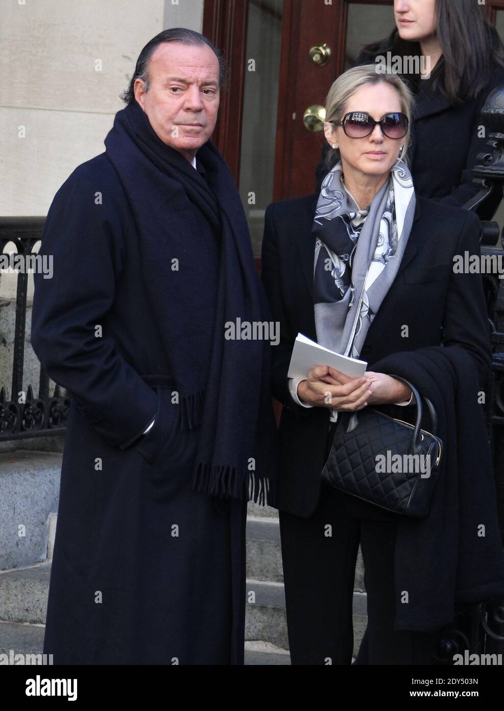 Julio Iglesias Guillermo Iglesias Rijnsburger Treinta Y Dos Años De