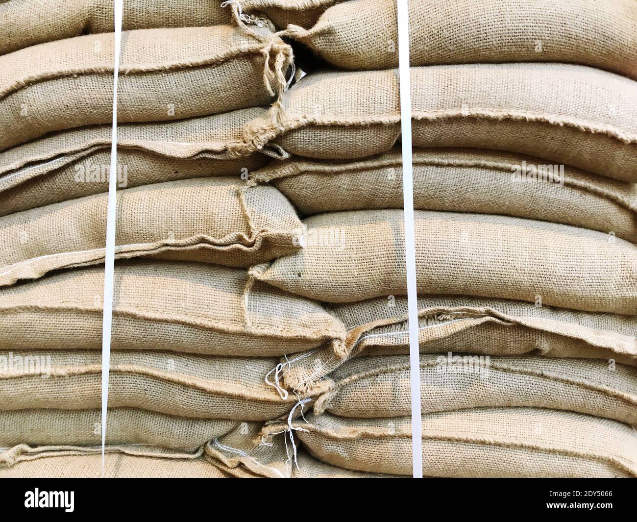 Textile distribution hi-res stock photography and images - Alamy