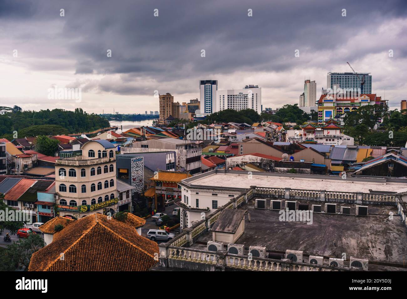 Kuching skyline hi-res stock photography and images - Alamy