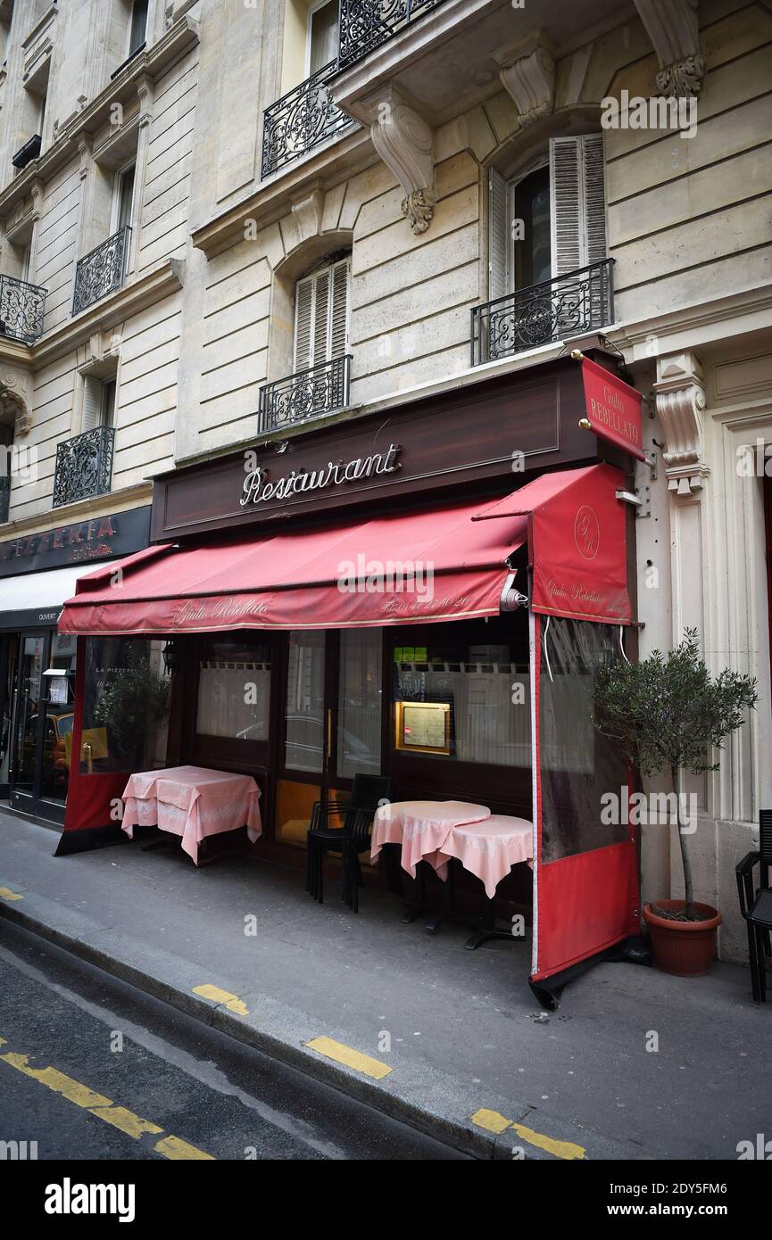 Giulio restaurant hi-res stock photography and images - Alamy