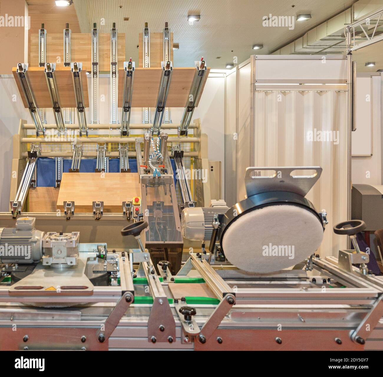 Manufacturing wood hi-res stock photography and images - Alamy