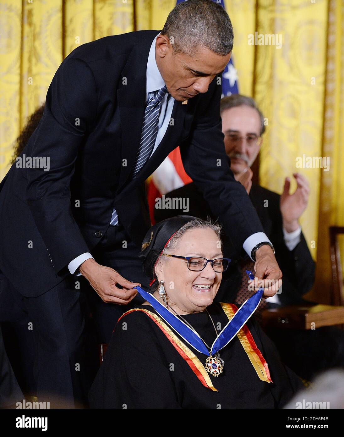 US President Barack Obama presents the Medal of Freedom to American ...