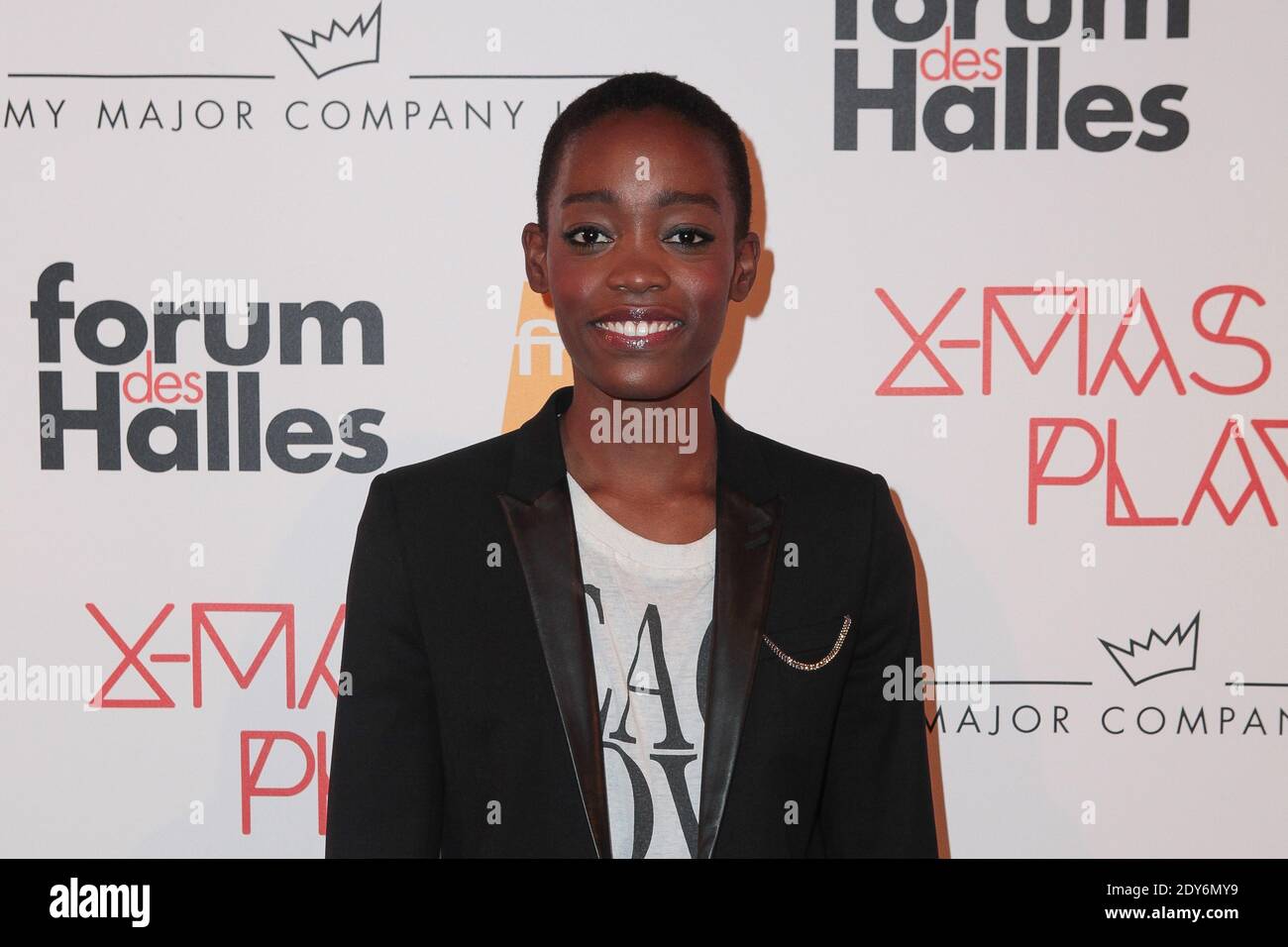 Singer Irma switches Forum des Halles Christmas Lights held at place ...