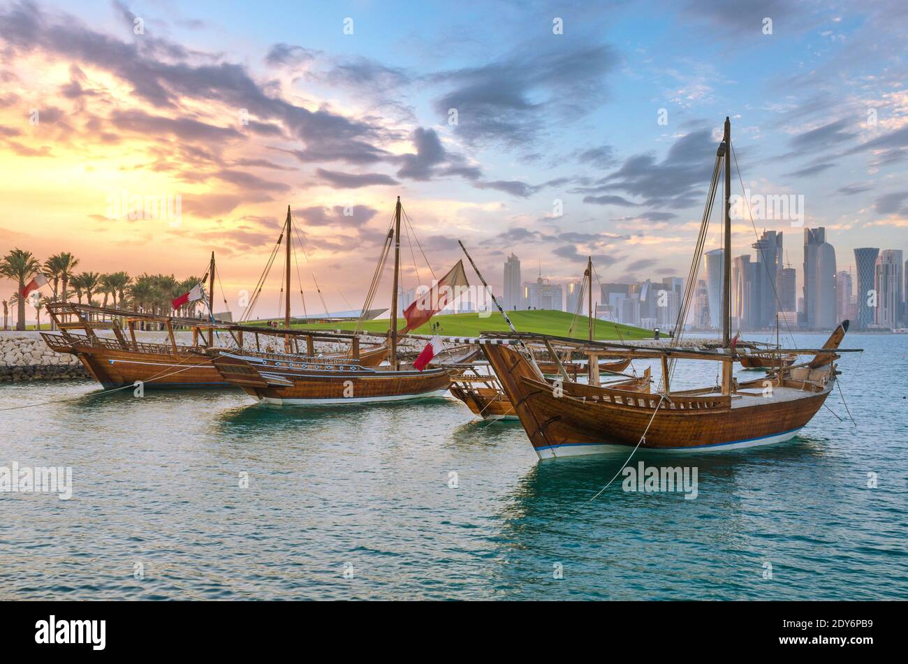 Doha qatar dock hi-res stock photography and images - Alamy