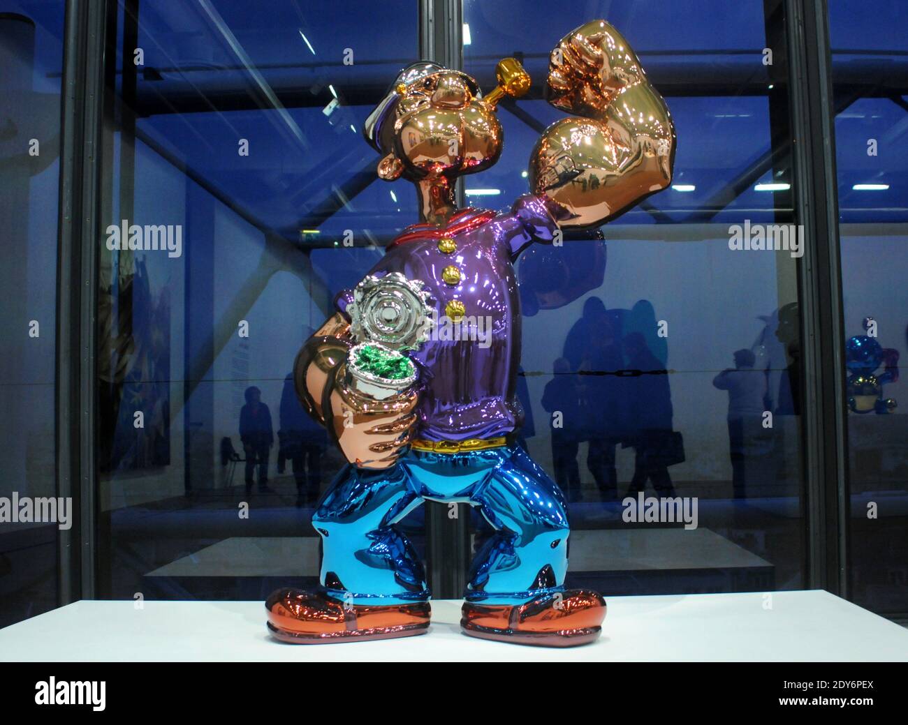 A Jeff Koons retrospective goes on display within the Pompidou Center ...