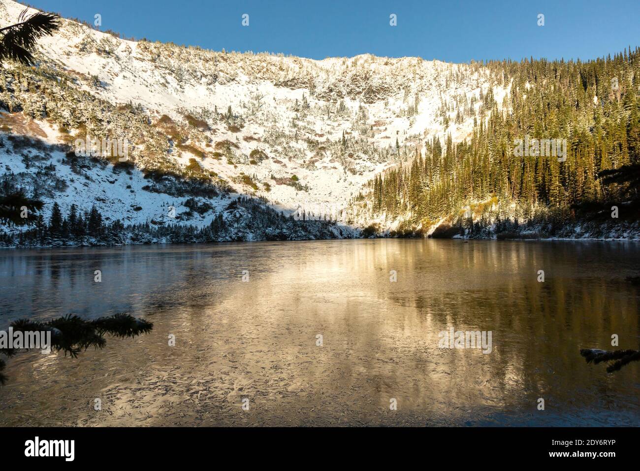 Chiwaukum mountain range hi-res stock photography and images - Alamy