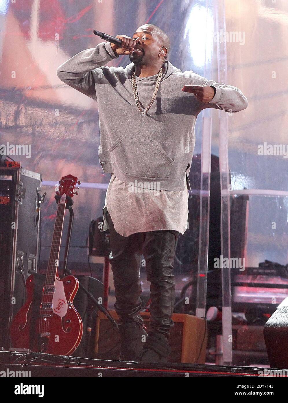 Kayne west in concert hi-res stock photography and images - Alamy