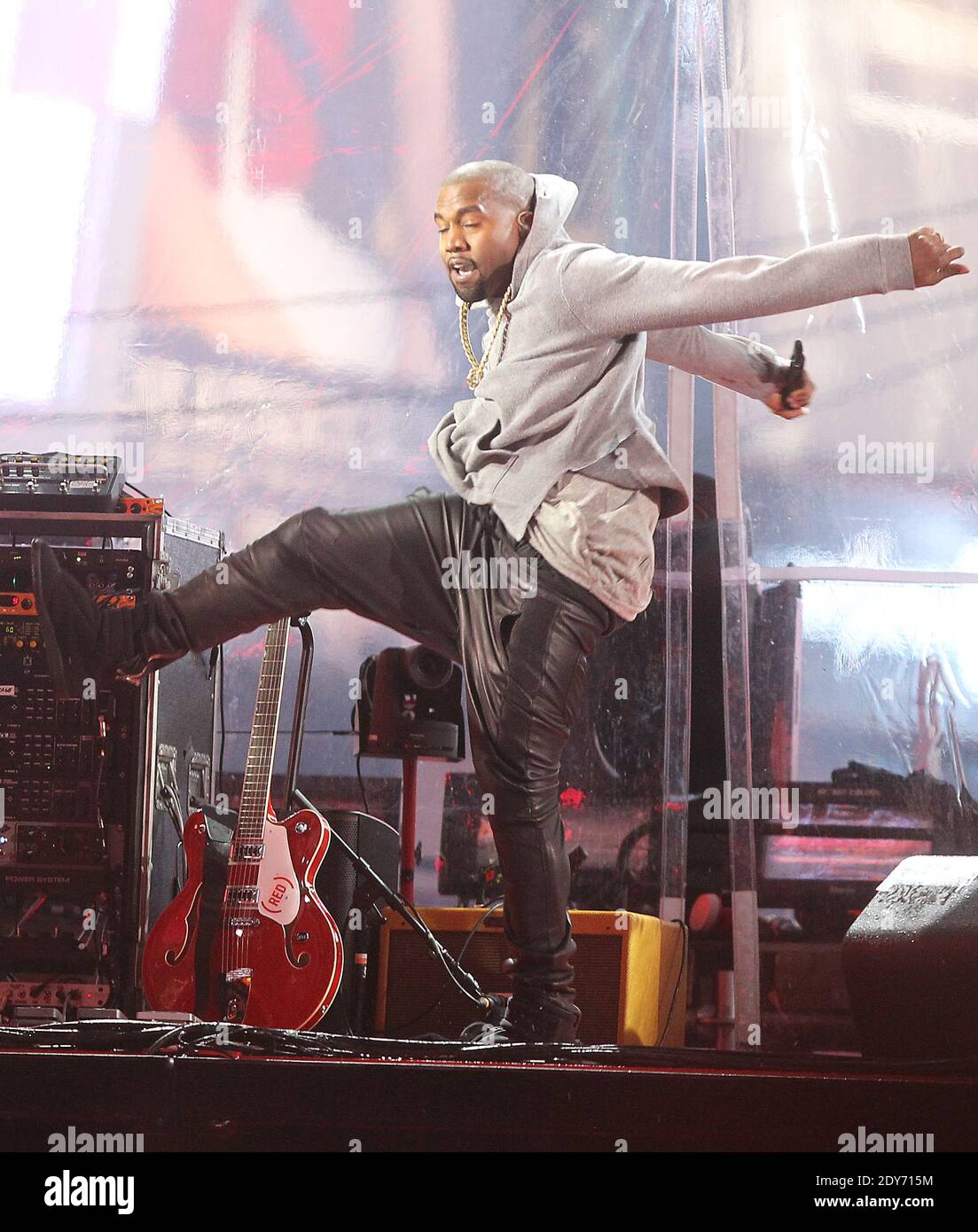 Kayne west in concert hi-res stock photography and images - Alamy