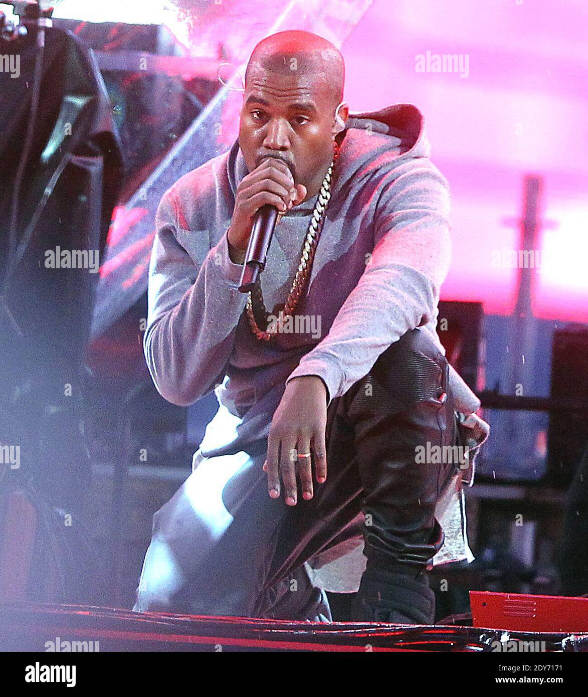 Kayne west in concert hi-res stock photography and images - Alamy
