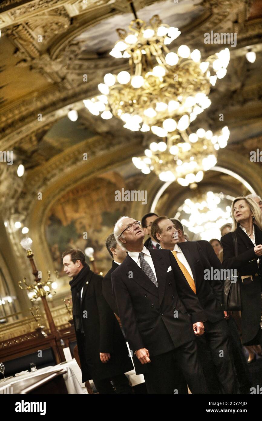 Swedish King Carl XVI Gustaf visits Le Train Bleu culinary restaurant ...