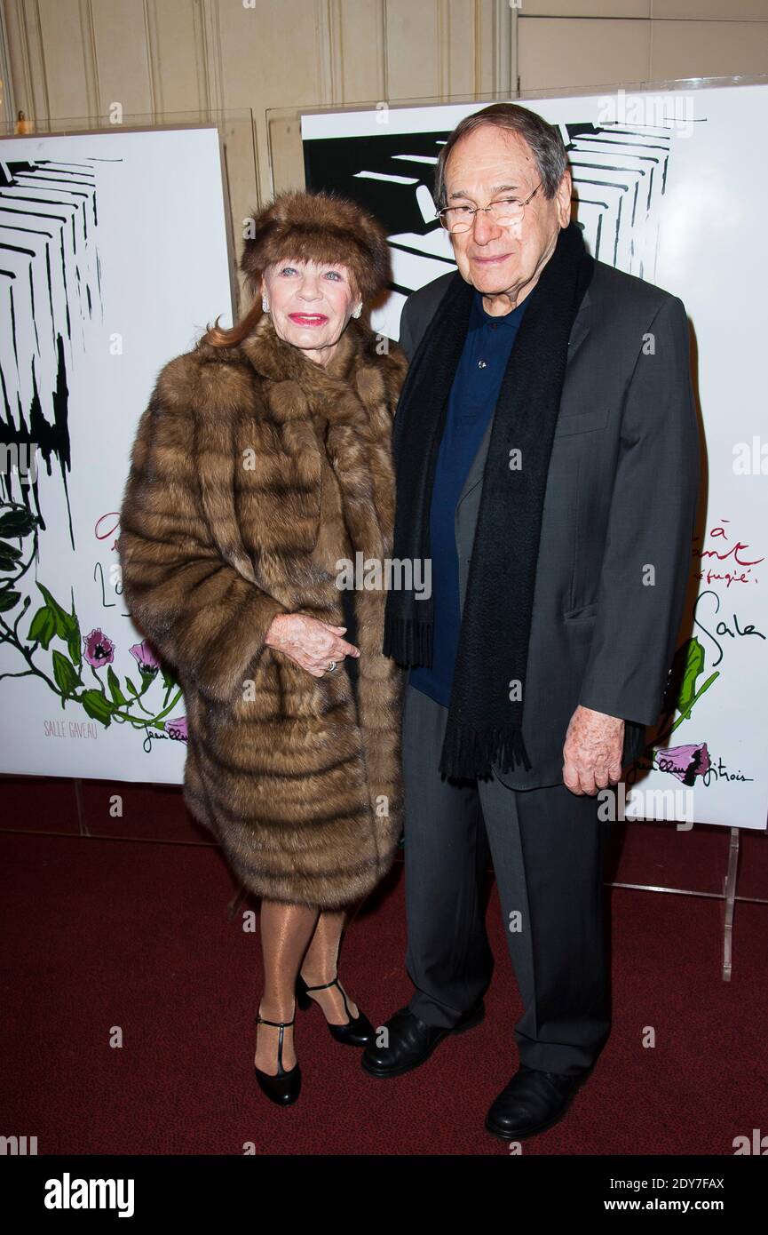 Robert Hossein arriving for the 29th Gala De L'Aide A L'Enfant Refugie ...