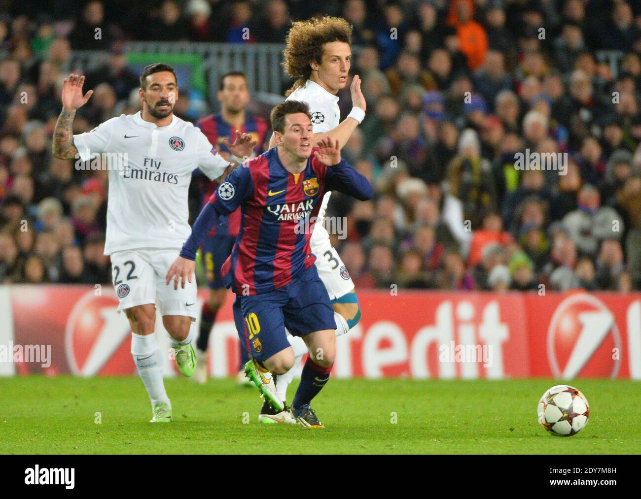 Barcelona's Lionel Messi and PSG's Ezequiel Lavezzi and David Luiz ...