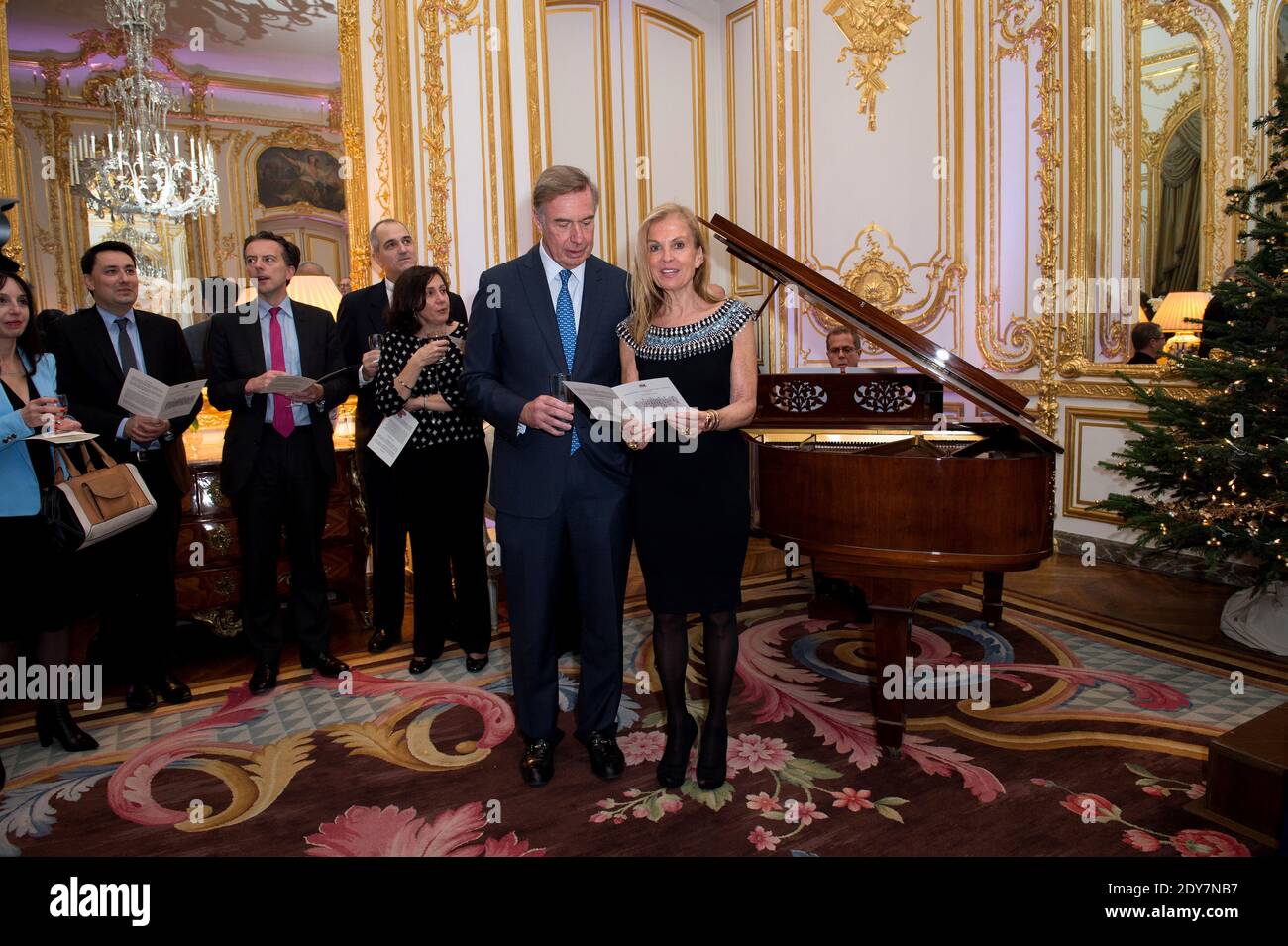 US ambassador in France Jane Hartley and her husband Ralph Schlosstein ...