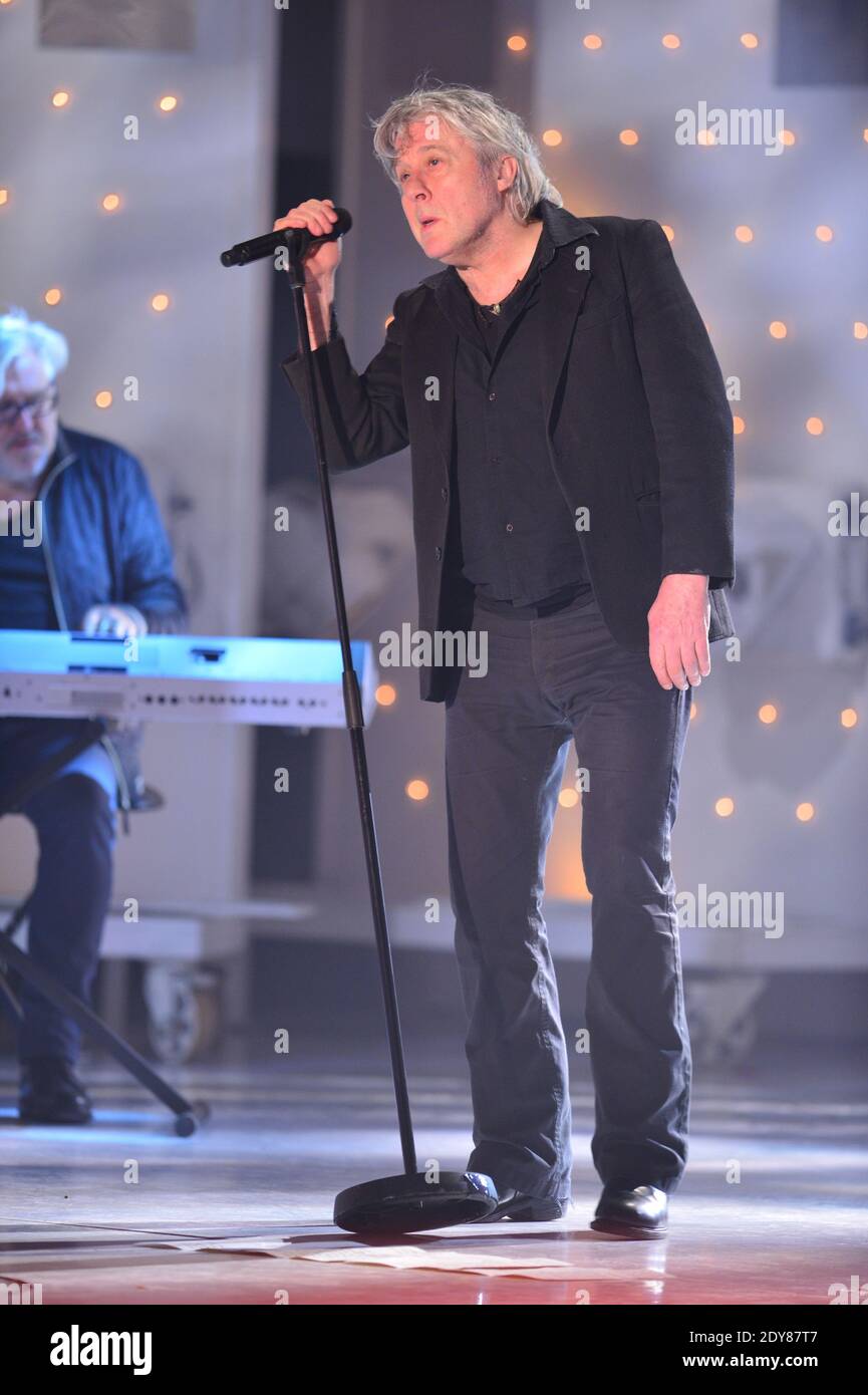 Singer Arno at the taping of Vivement Dimanche in Paris, France ...