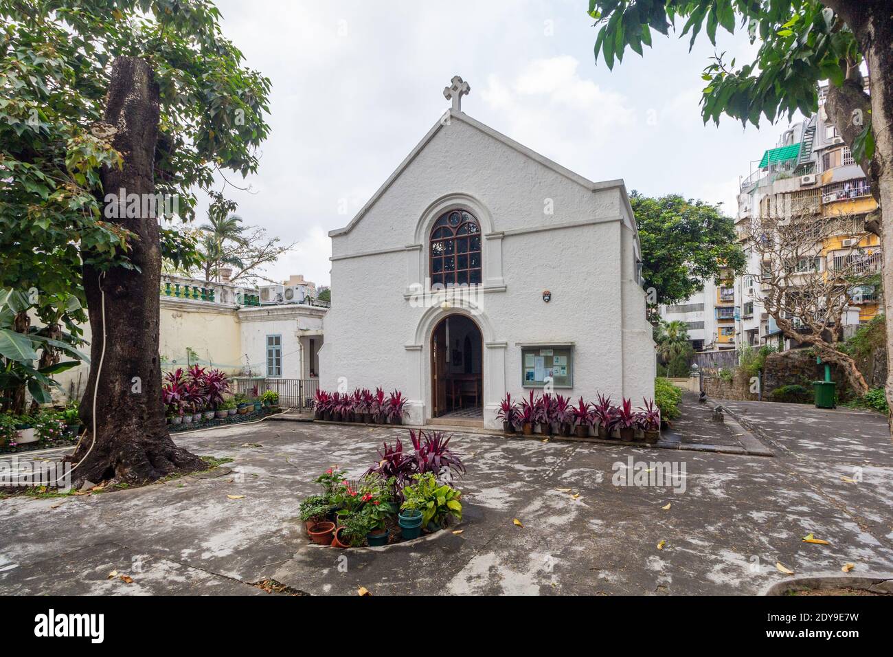 The chapel at the Old Protestant Cemetery in Macau Stock Photo - Alamy