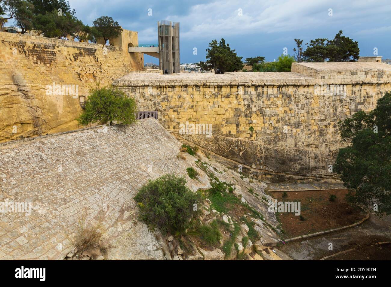 The Barrakka Panoramic Lift built inside the St. James Ditch of the ...