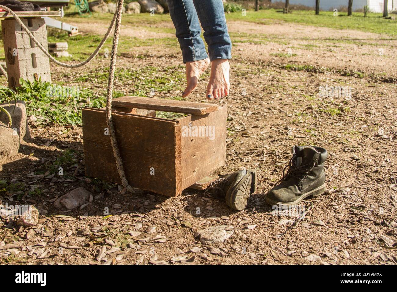 Hanged man feet hi-res stock photography and images - Alamy