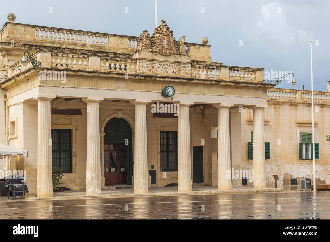 Main guard building hi-res stock photography and images - Alamy