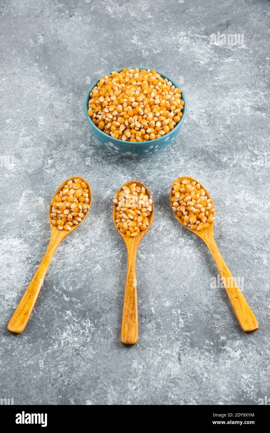 Pile of corn kernels hi-res stock photography and images - Alamy