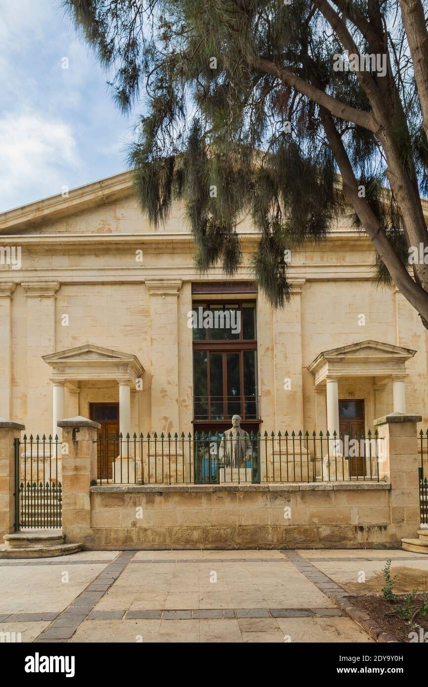 Statue of famous Maltese painter Giuseppe Cali in Upper Barrakka ...