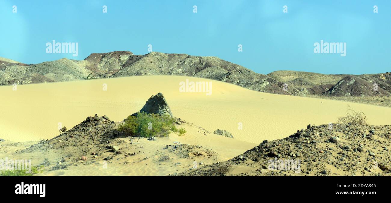 Omani landscapes hi-res stock photography and images - Alamy