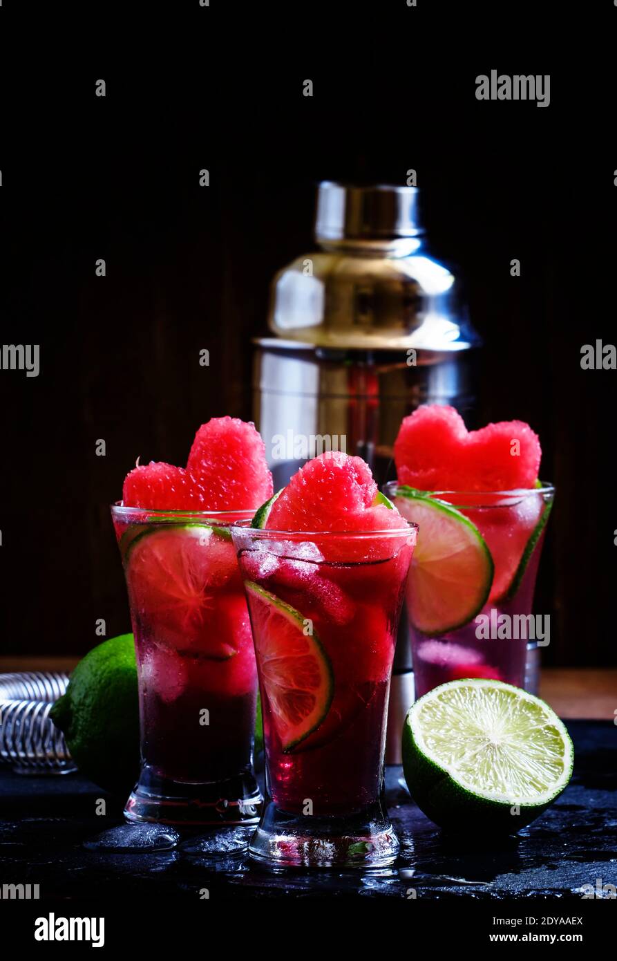 Alcoholic cocktail pasteque with vodka, watermelon juice, lime and ice ...