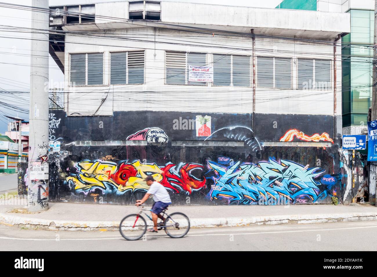 Street art in Cebu City, Philippines Stock Photo - Alamy