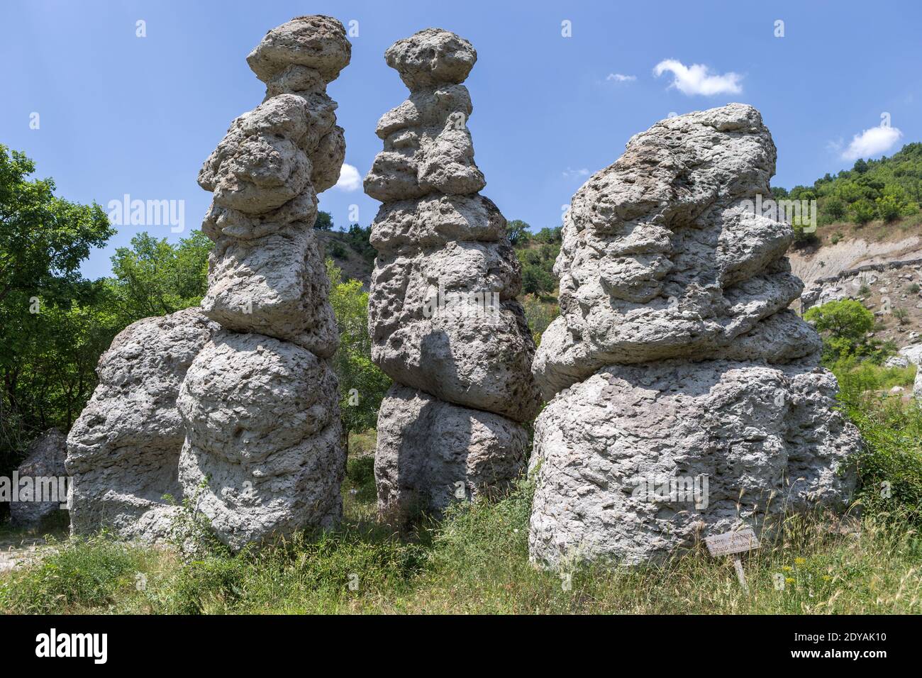 Myth of couple turned to stone at their wedding Muklica Stone Dolls ...