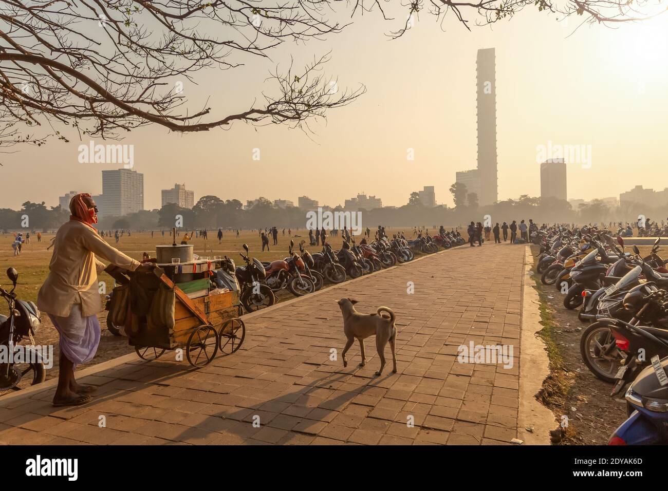 Hand pulled cart hi-res stock photography and images - Alamy