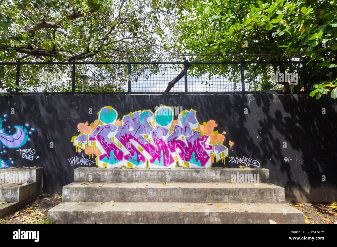 Street art in Cebu City, Philippines Stock Photo - Alamy