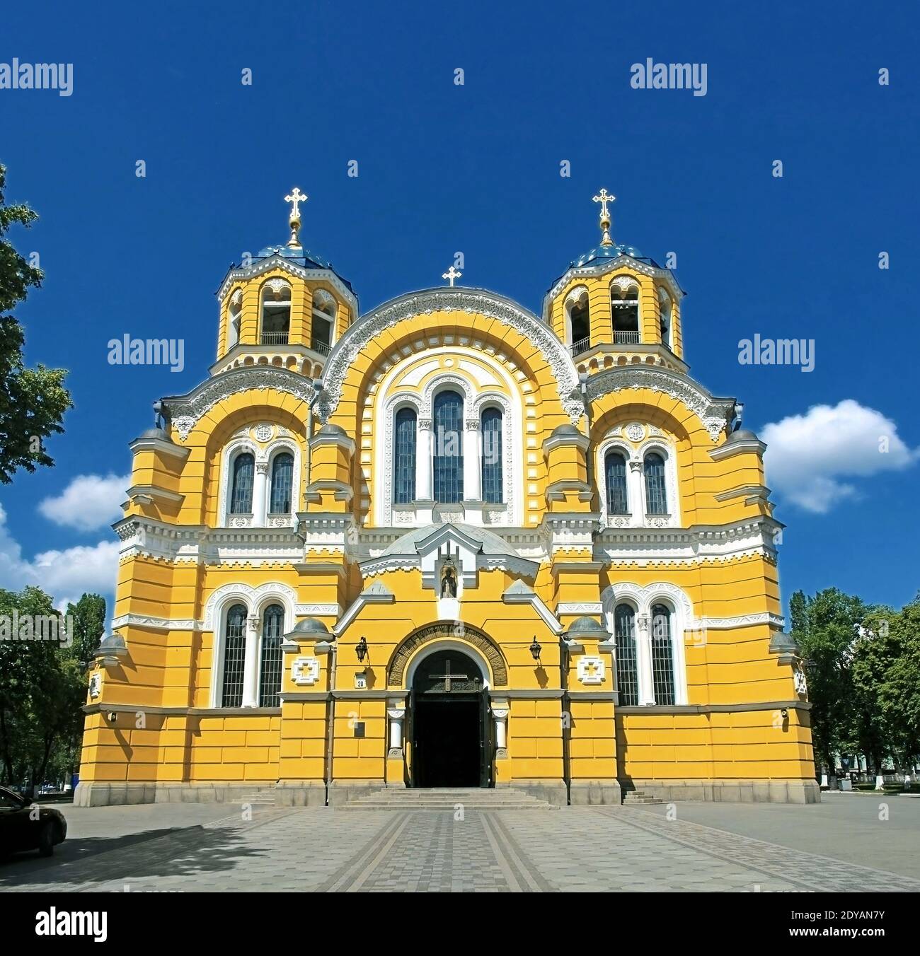 St vladimir ukrainian orthodox cathedral hi-res stock photography and ...
