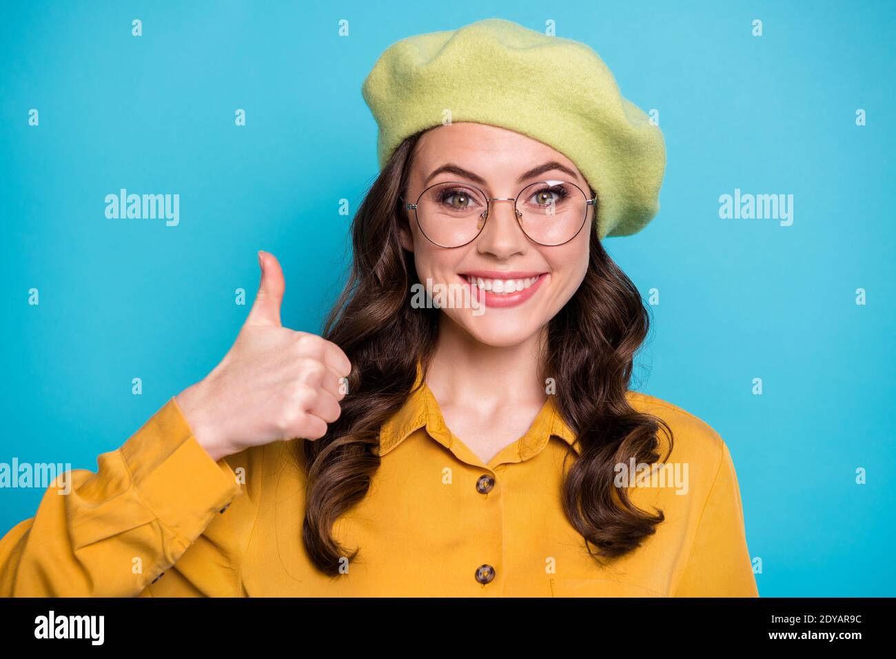 Portrait of positive cheerful girl promoter agree ads promotion show ...