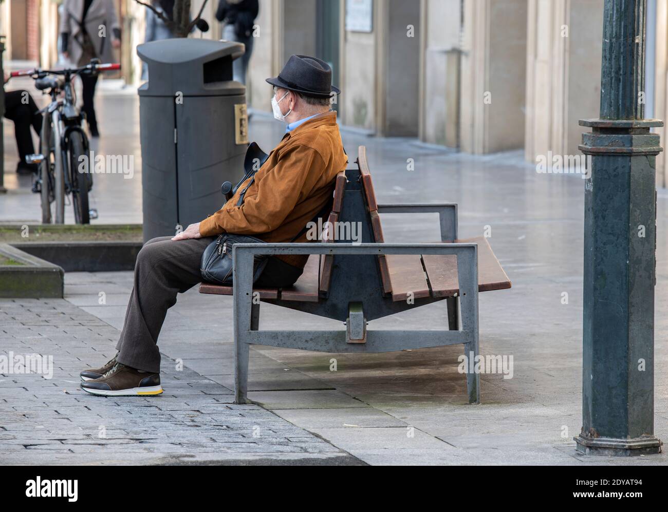 Enjoying their retirement hi-res stock photography and images - Alamy