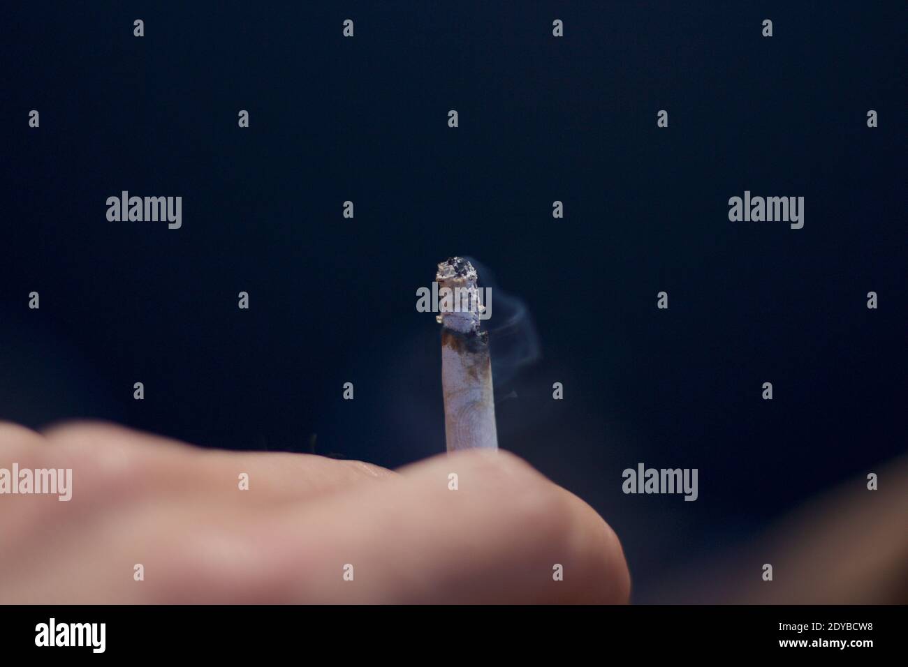 Young people smoking pot hi-res stock photography and images - Alamy