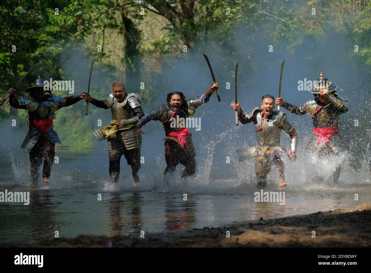 Angry medieval knight armor sword hi-res stock photography and images ...