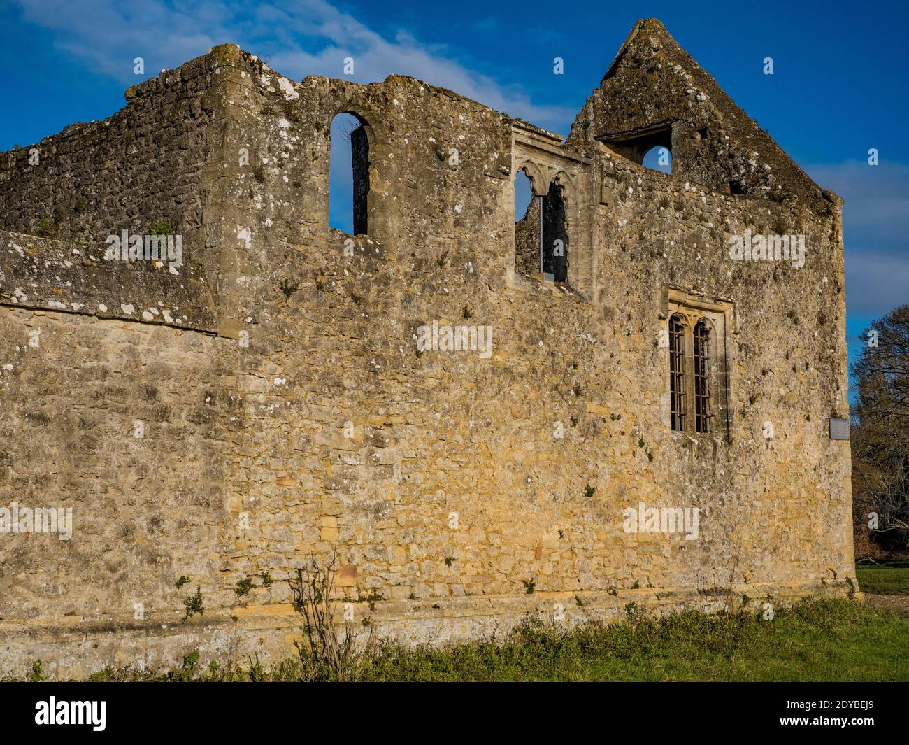 Ruins of Godstow Abbey, Godstow, Oxford, Oxfordshire, England, UK, GB ...