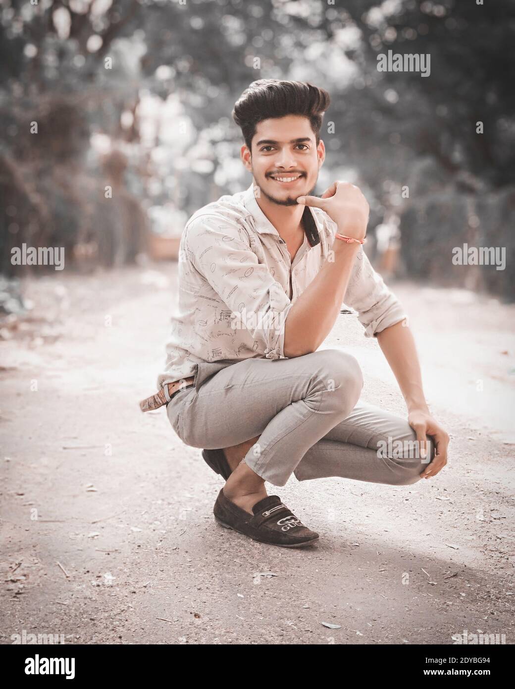 Retro portrait of an indian men hi-res stock photography and images - Alamy