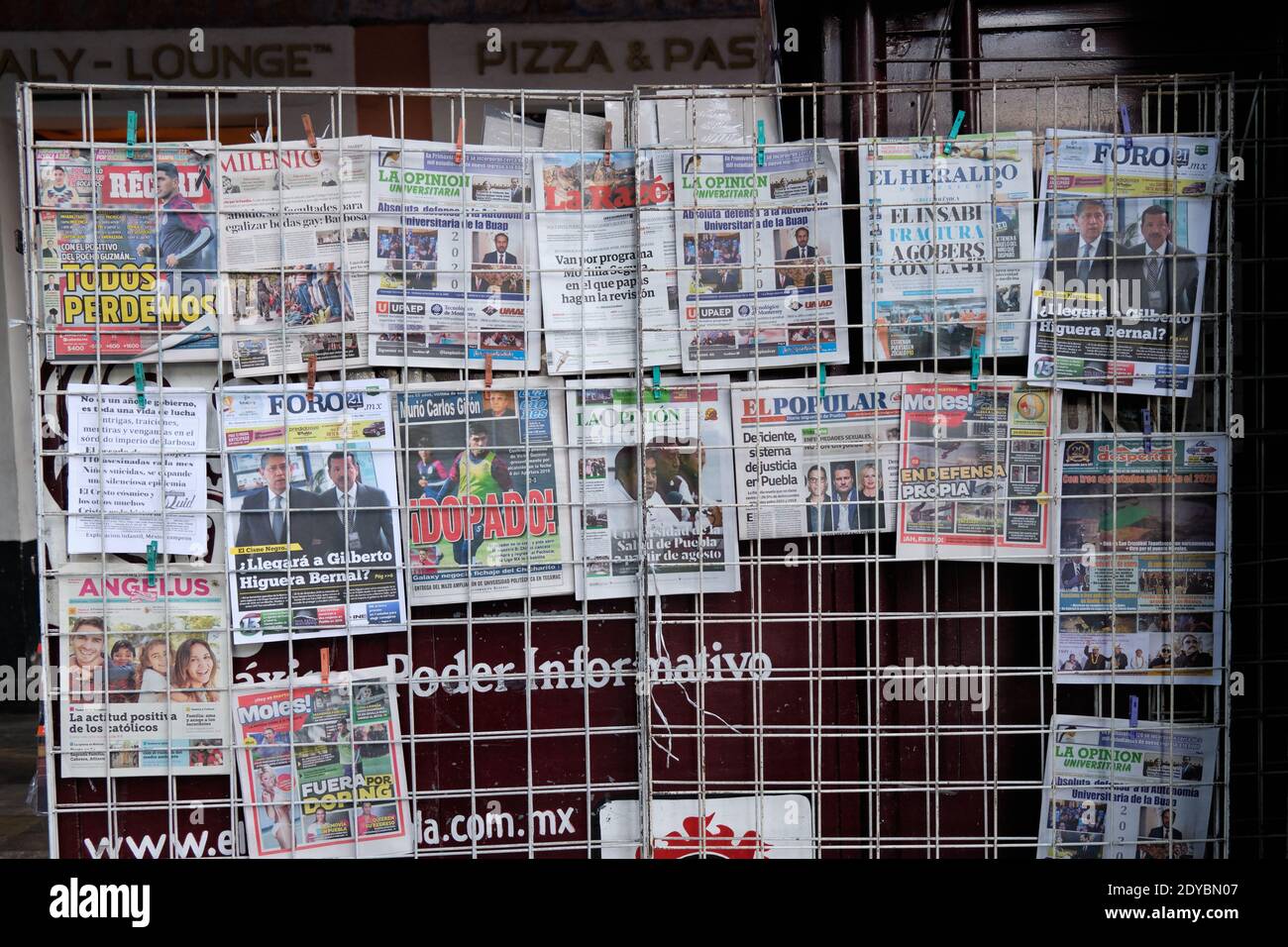 Daily mexican newspaper hi-res stock photography and images - Alamy