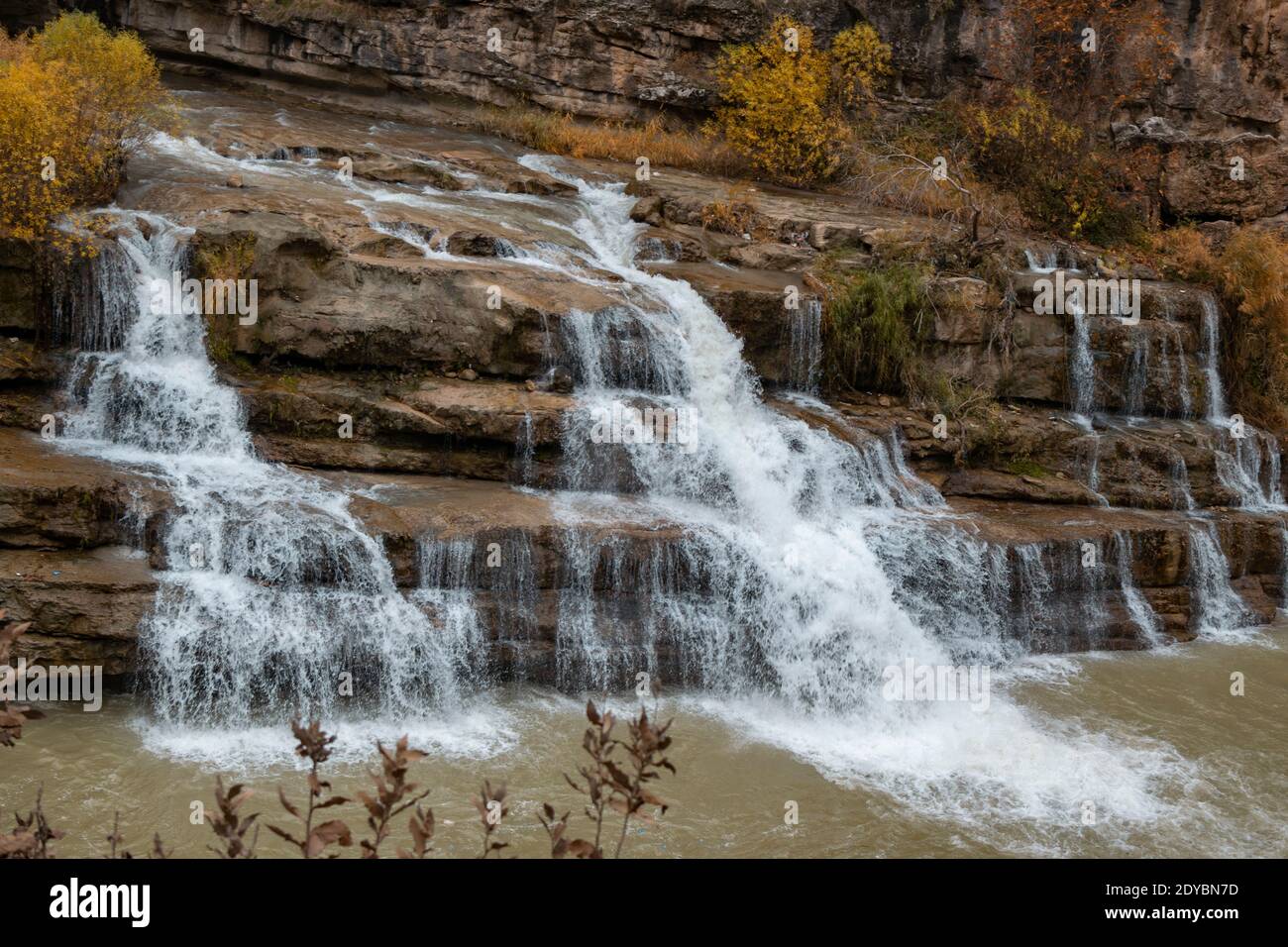 Kurdistan iraq Kharand waterfall Stock Photo - Alamy