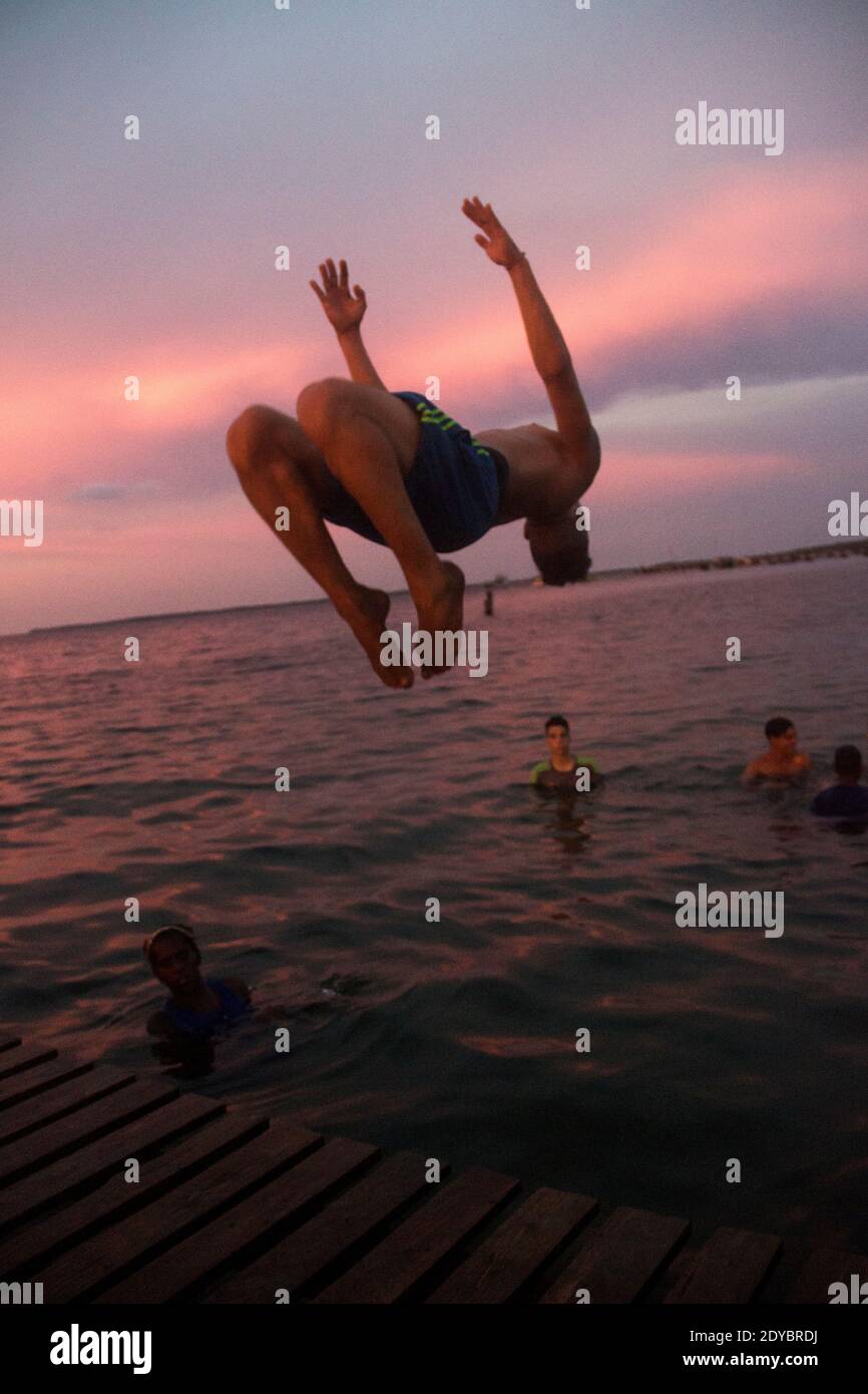 Cuba : The port of hope. Reportage on the small village of Puerto ...