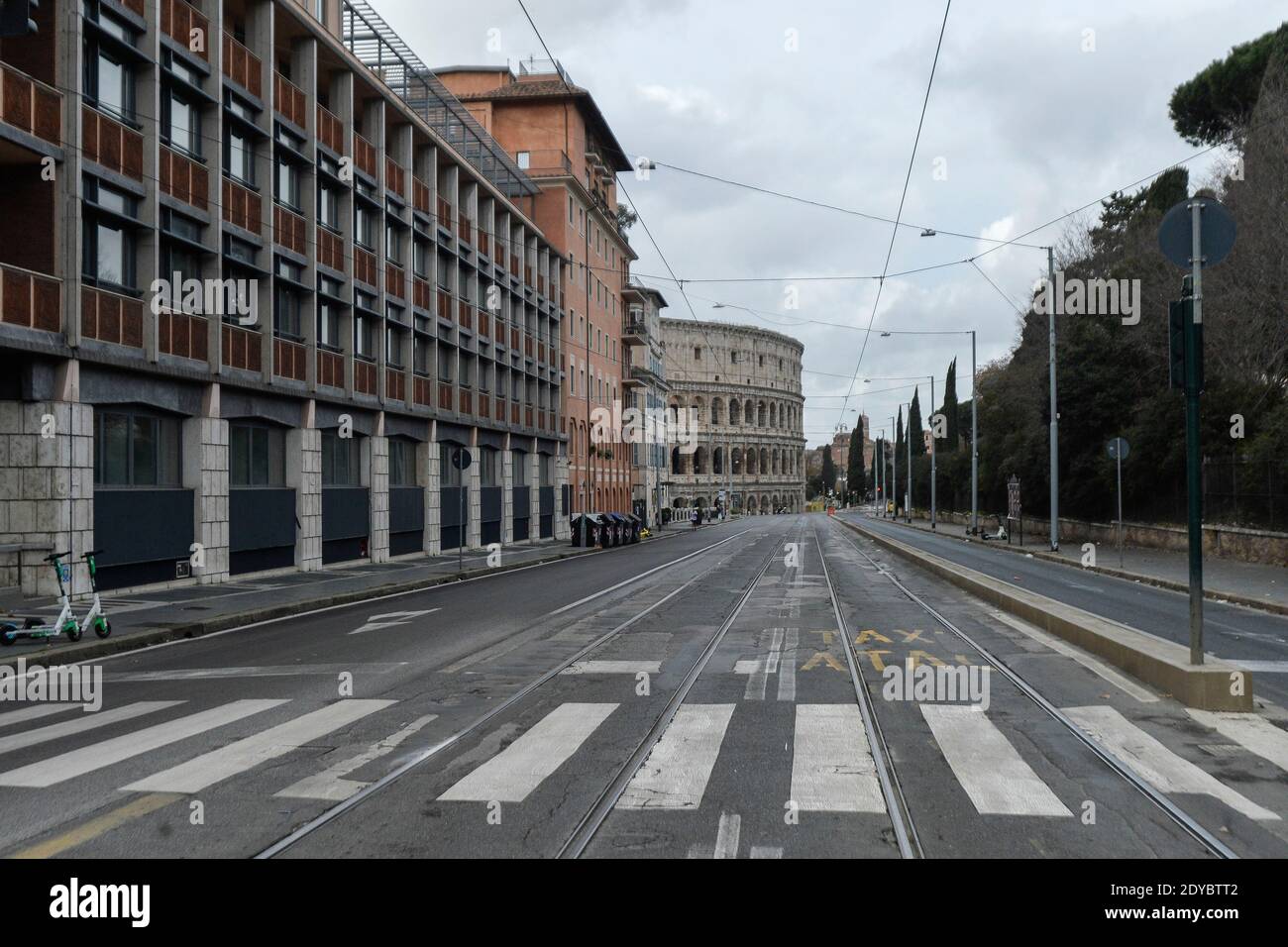 Via labicana colosseo hi-res stock photography and images - Alamy