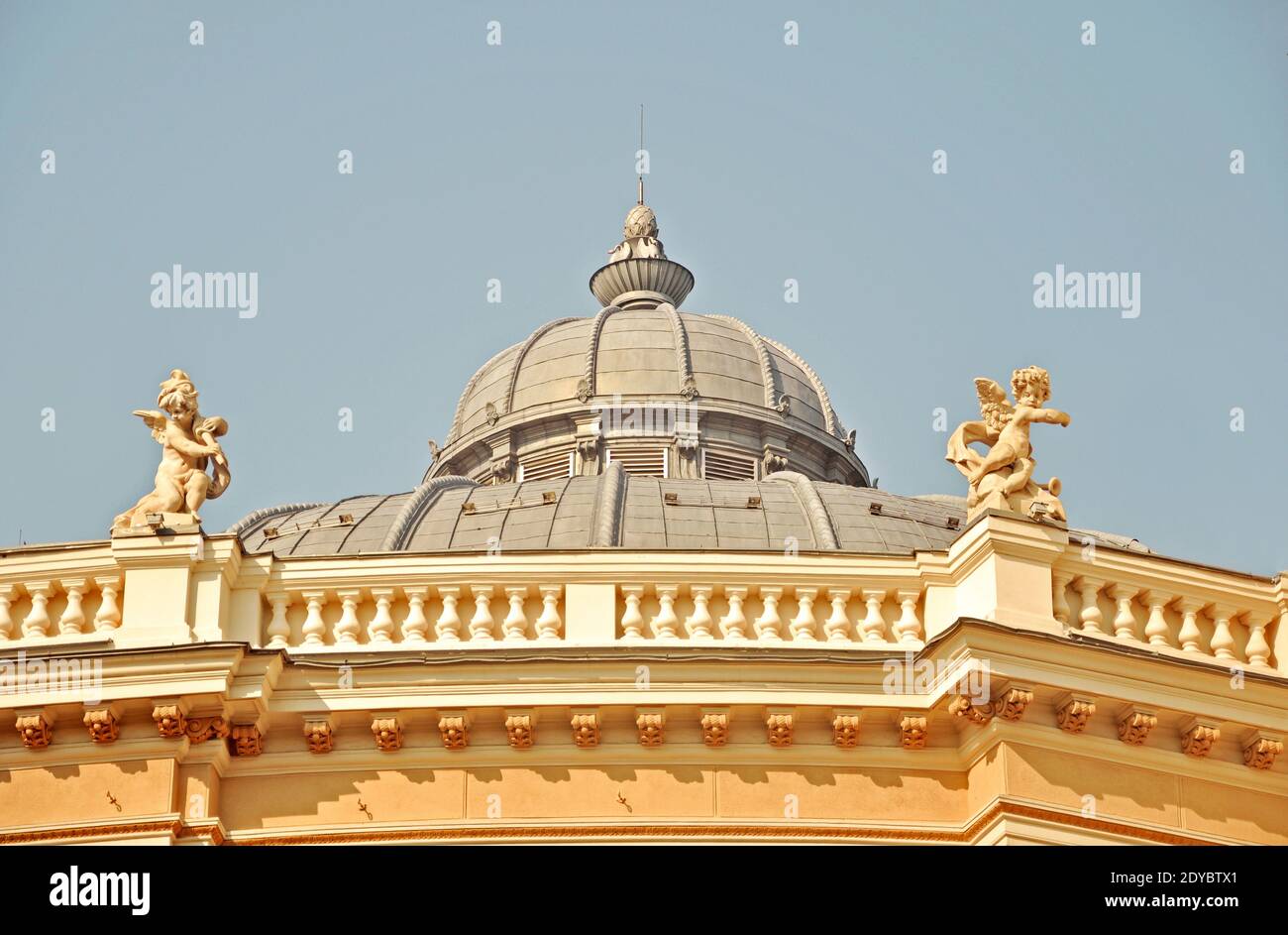 Building angels hi-res stock photography and images - Alamy