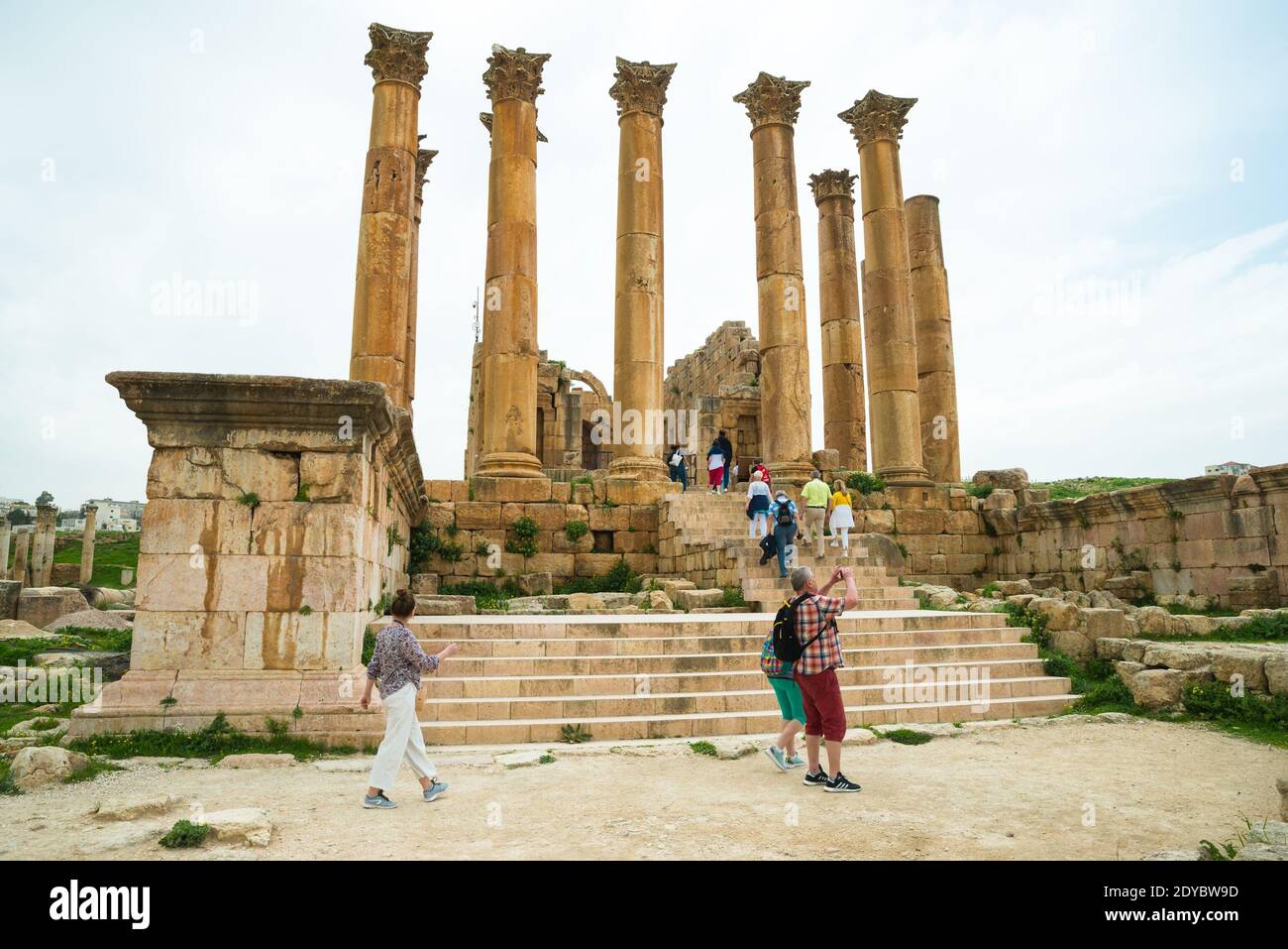 2nd century temple of Artemis, Jerash, Jordan Stock Photo - Alamy