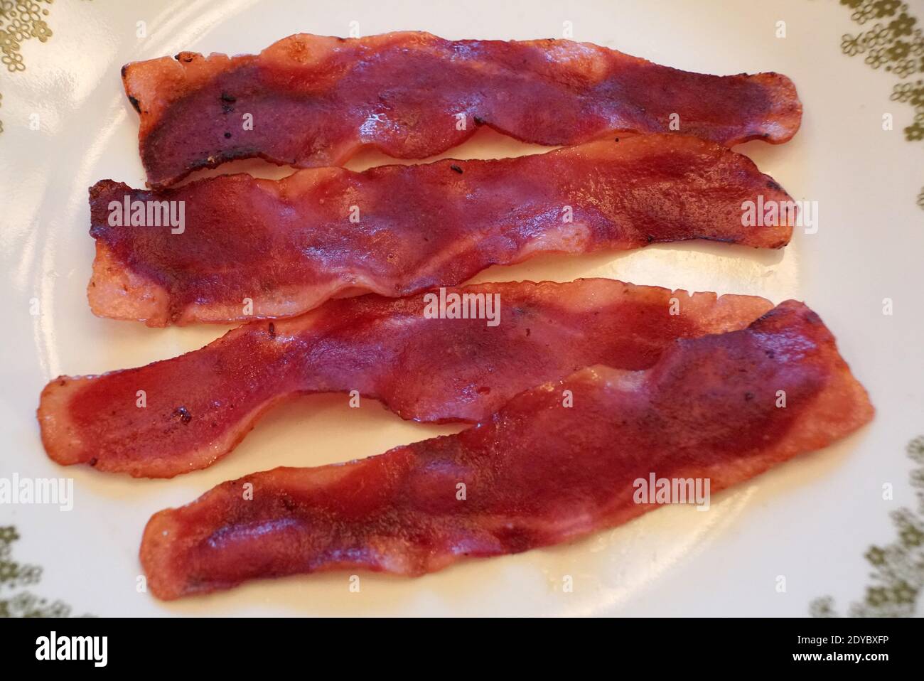 Cook crispy bacon hi-res stock photography and images - Alamy